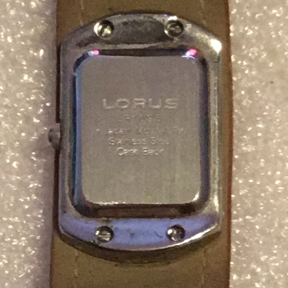 Lorus | Accessories | Vintage Lorus Wrist Watch W Genuine Leather Band ...